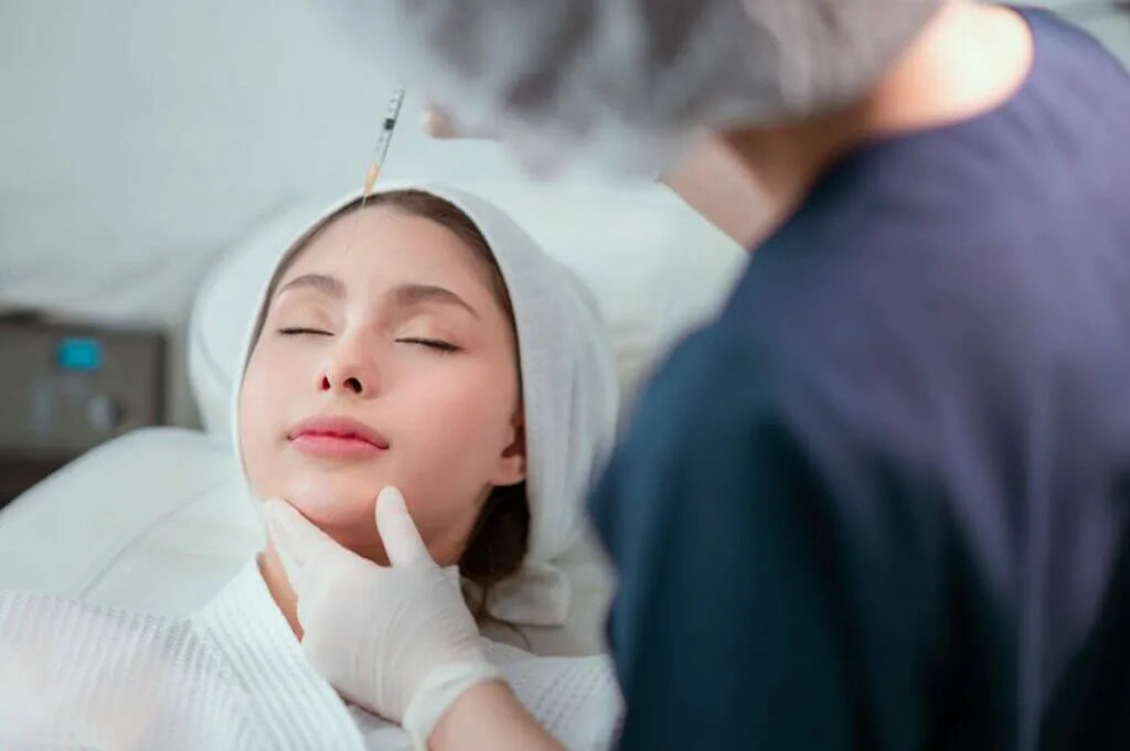What Are Neurotoxins, And How Do They Work? – SavvyDerm